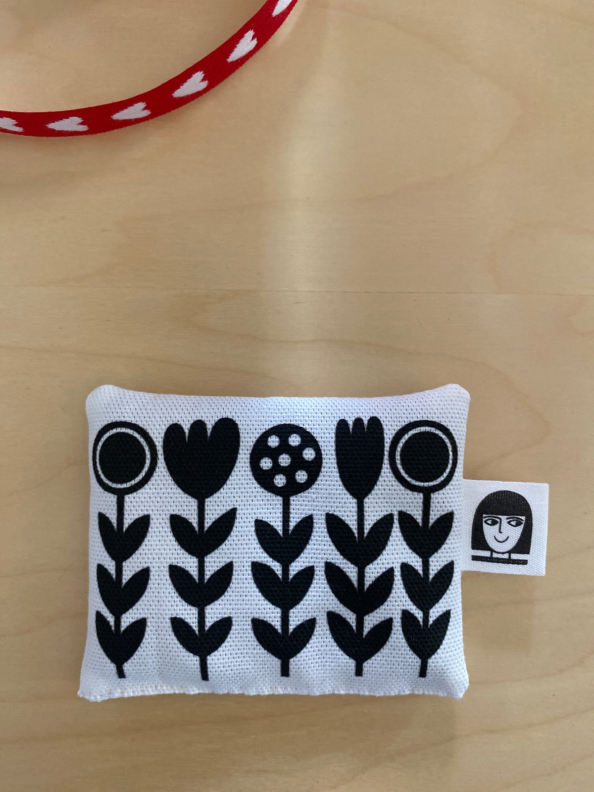 Jane Foster Designs - Scandi Flowers Lavender Bag Black – Pappa Sven